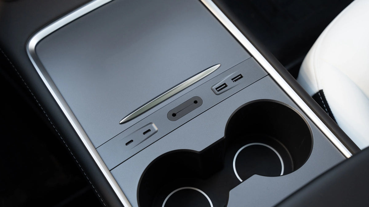 USB Hub voor Tesla Model 3 Kopen? | Beste 4 Poorts Hub – Mijn-Tesla