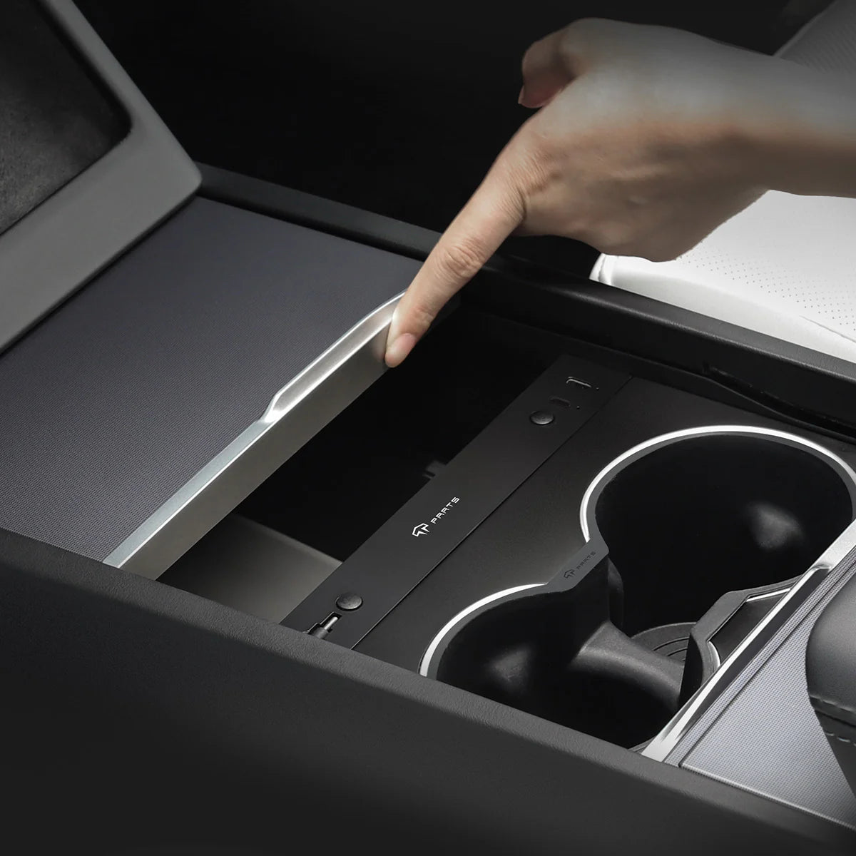 Usb Hub Tesla Model Y 2025+ Juniper kopen? | Mijn-Tesla